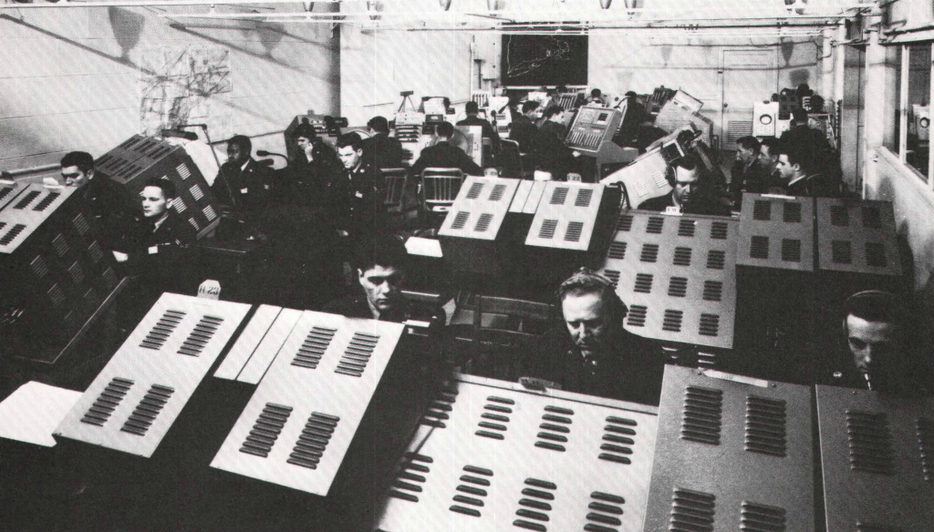 60 años de SAGE, proyecto de IBM que movió al 20 % de los programadores ... 60 años de SAGE, proyecto de IBM que movió al 20 % de los programadores ...