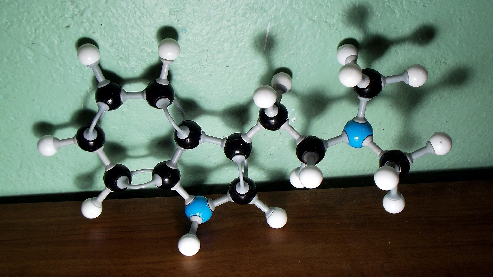 Excitonium: descubren una nueva forma de materia