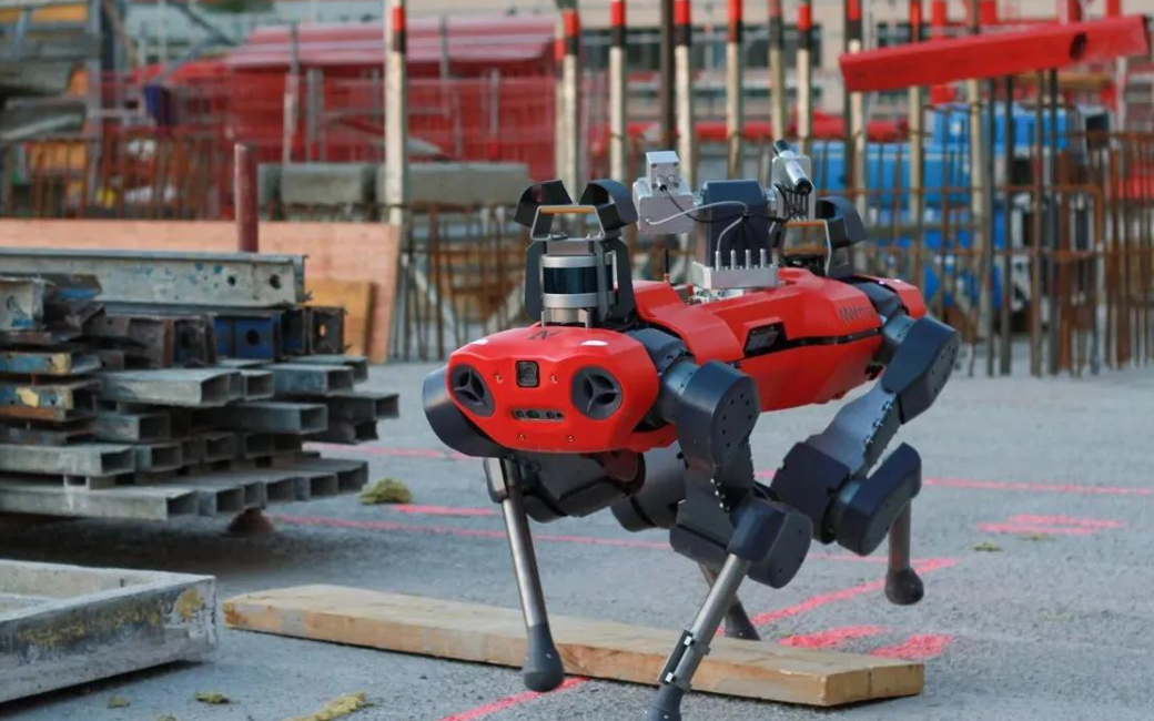ANYmal, el robot que abre puertas y mueve cajas