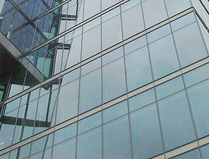 Vidrio electrocrómico para ventanas inteligentes